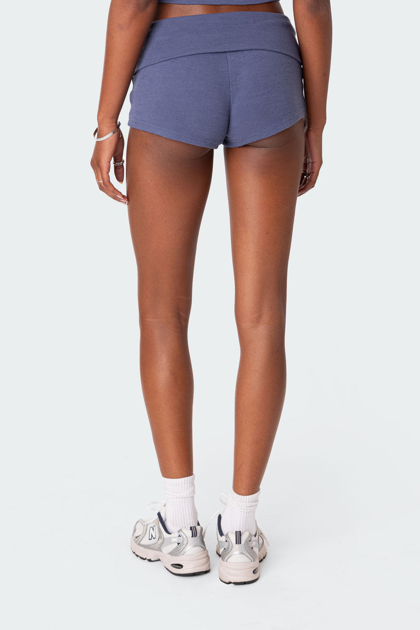 Lizzy Foldover Waffle Shorts – edikted
