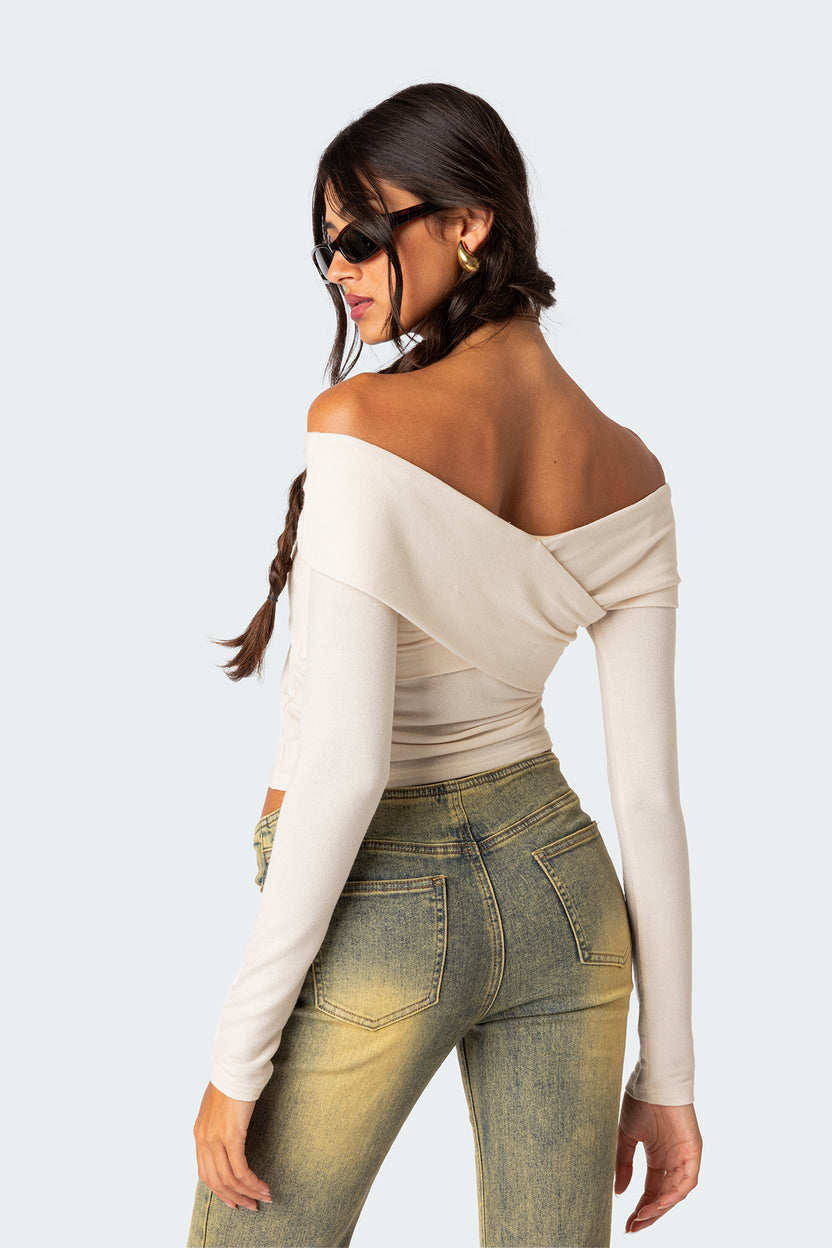 Crossover Off Shoulder Top – edikted