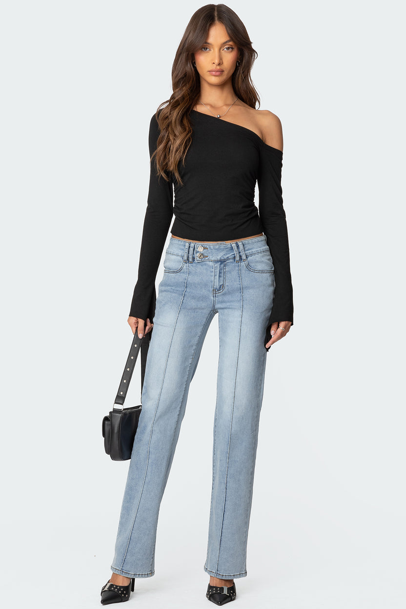 Avril Low Rise Bootcut Jeans – edikted